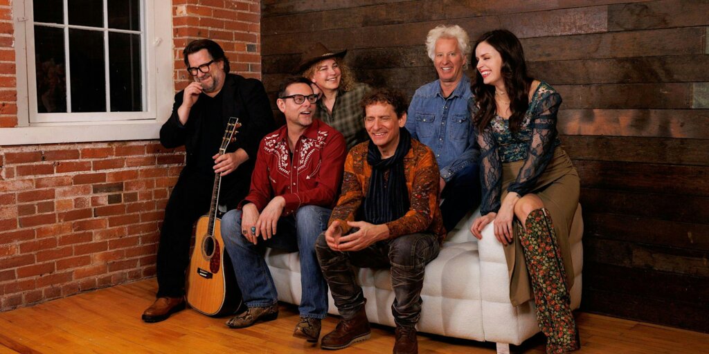 Crooners Main Stage - Crooners Supper Club - croonersmn.com